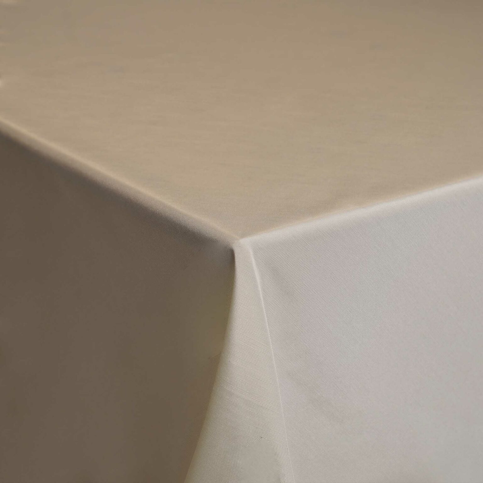 Ivory Shantung (MAJ) - Tablecloth - Illusions Rentals